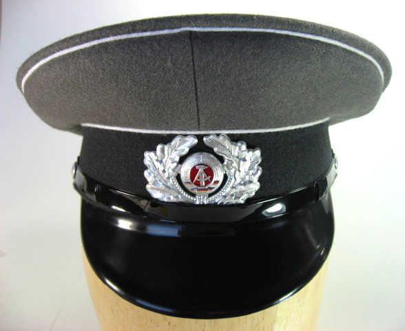 EAST GERMAN ENLISTED MEN'S MILITARY ARMY VISOR HAT EARLY 1980s NEW GRAY ...